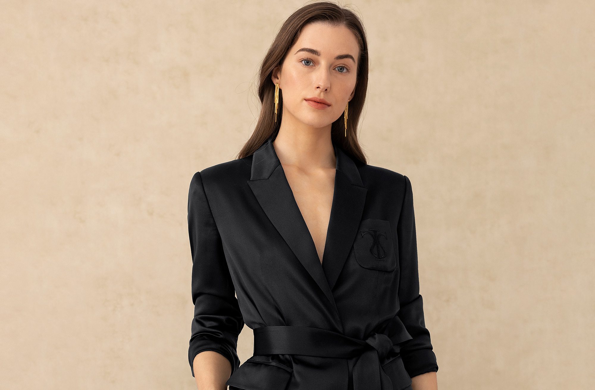 Creating a Capsule Wardrobe: Five Silk Essentials from LILYSILK’s Fall ...
